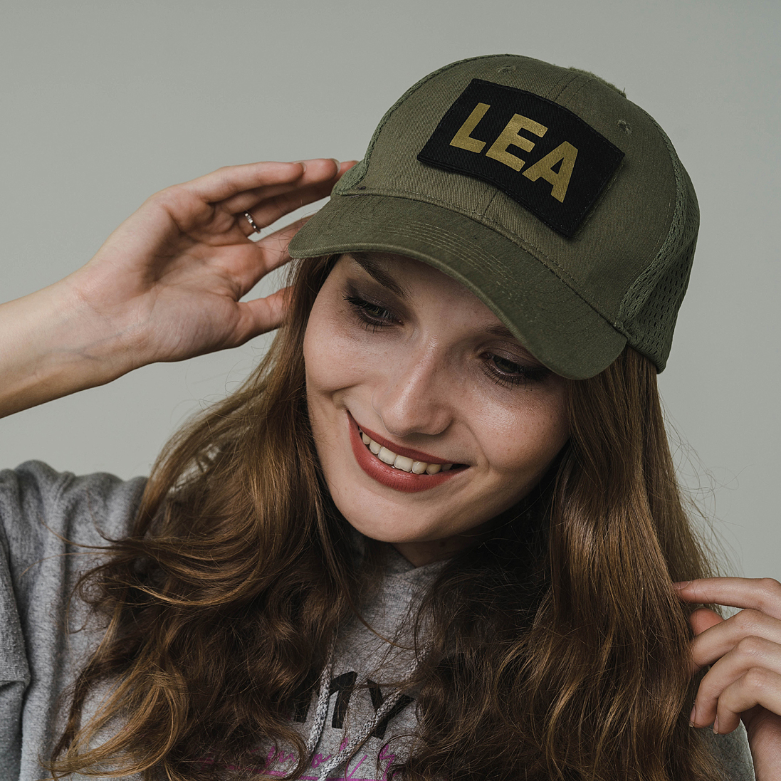 Šiltovka TMRW - Lea Danis | RUKAHORE SHOP